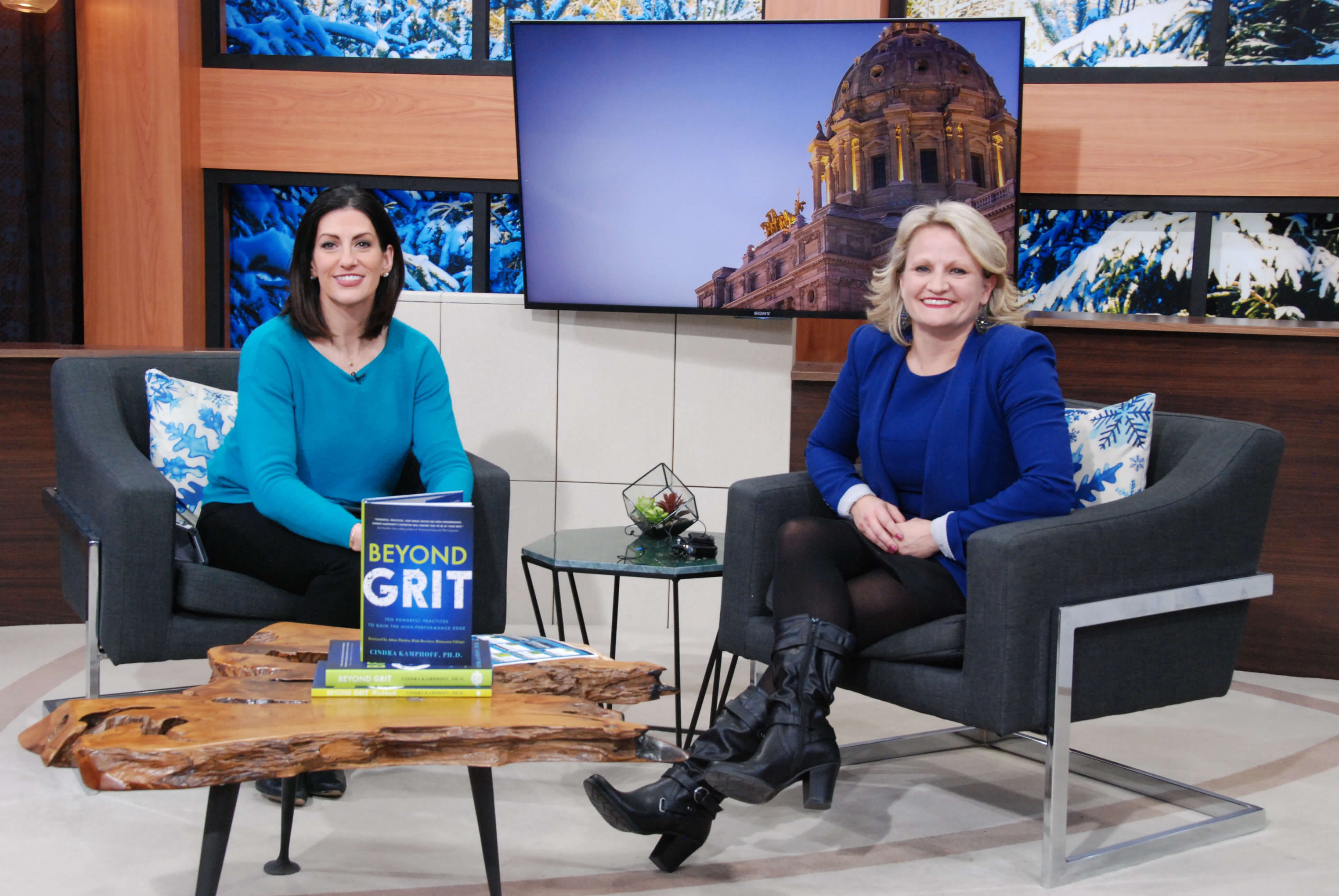 Dr. Cindra Kamphoff - Speaking - Coaching - Author - Mentally Strong